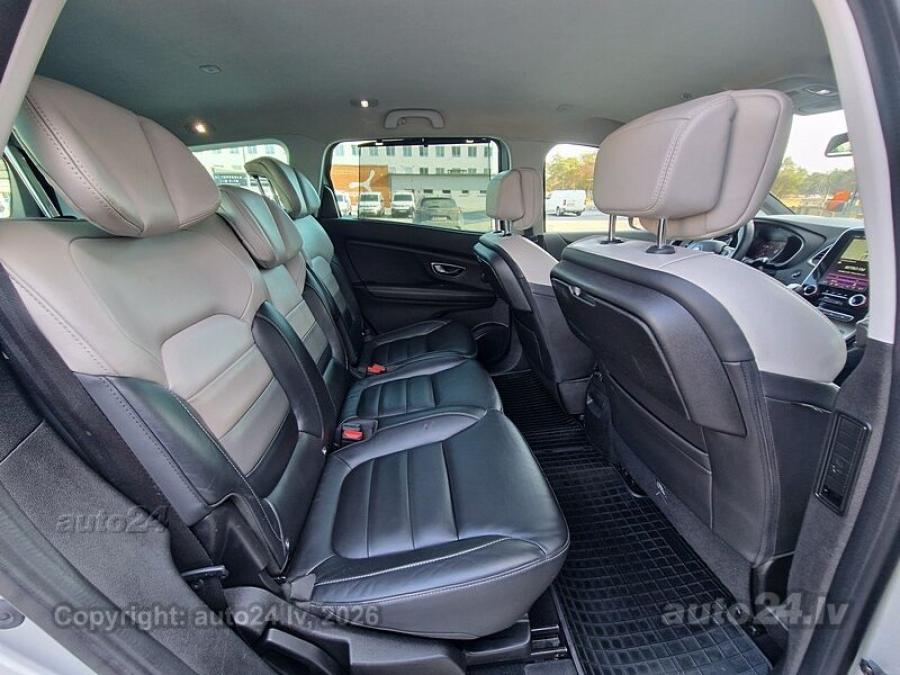 Grey Renault Grand Scenic 2018 in Tallinn, with an engine capacity of 1.60 L and mileage of 207 thousand km for 9950 €, photo 15 on AUTOMOTO.COM.LV