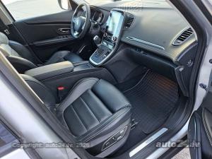Pelēks Renault Grand Scenic 2018 Tallina, ar dzinēja tilpumu 1.60 L un nobraukumu 208 tūkst. km par 10990 €, foto 11 vietnē AUTOMOTO.COM.LV