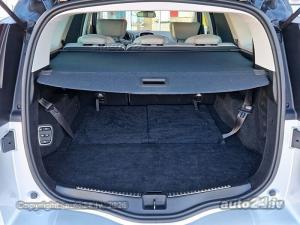 Pelēks Renault Grand Scenic 2018 Tallina, ar dzinēja tilpumu 1.60 L un nobraukumu 208 tūkst. km par 10990 €, foto 13 vietnē AUTOMOTO.COM.LV