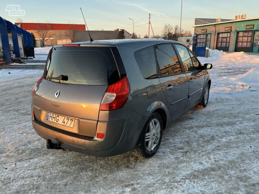 Pelēks Renault Grand Scenic 2004 Panevēža, ar dzinēja tilpumu 1.90 L un nobraukumu 88 tūkst. km par 1000 €, foto 7 vietnē AUTOMOTO.COM.LV