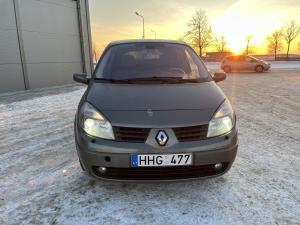 Pelēks Renault Grand Scenic 2004 Panevēža, ar dzinēja tilpumu 1.90 L un nobraukumu 88 tūkst. km par 1000 €, foto 10 vietnē AUTOMOTO.COM.LV