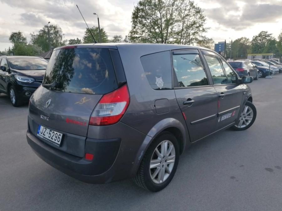 Pelēks Renault Grand Scenic 2005 Rīga, ar dzinēja tilpumu 1.90 L un nobraukumu 169 tūkst. km par 1590 €, foto 5 vietnē AUTOMOTO.COM.LV