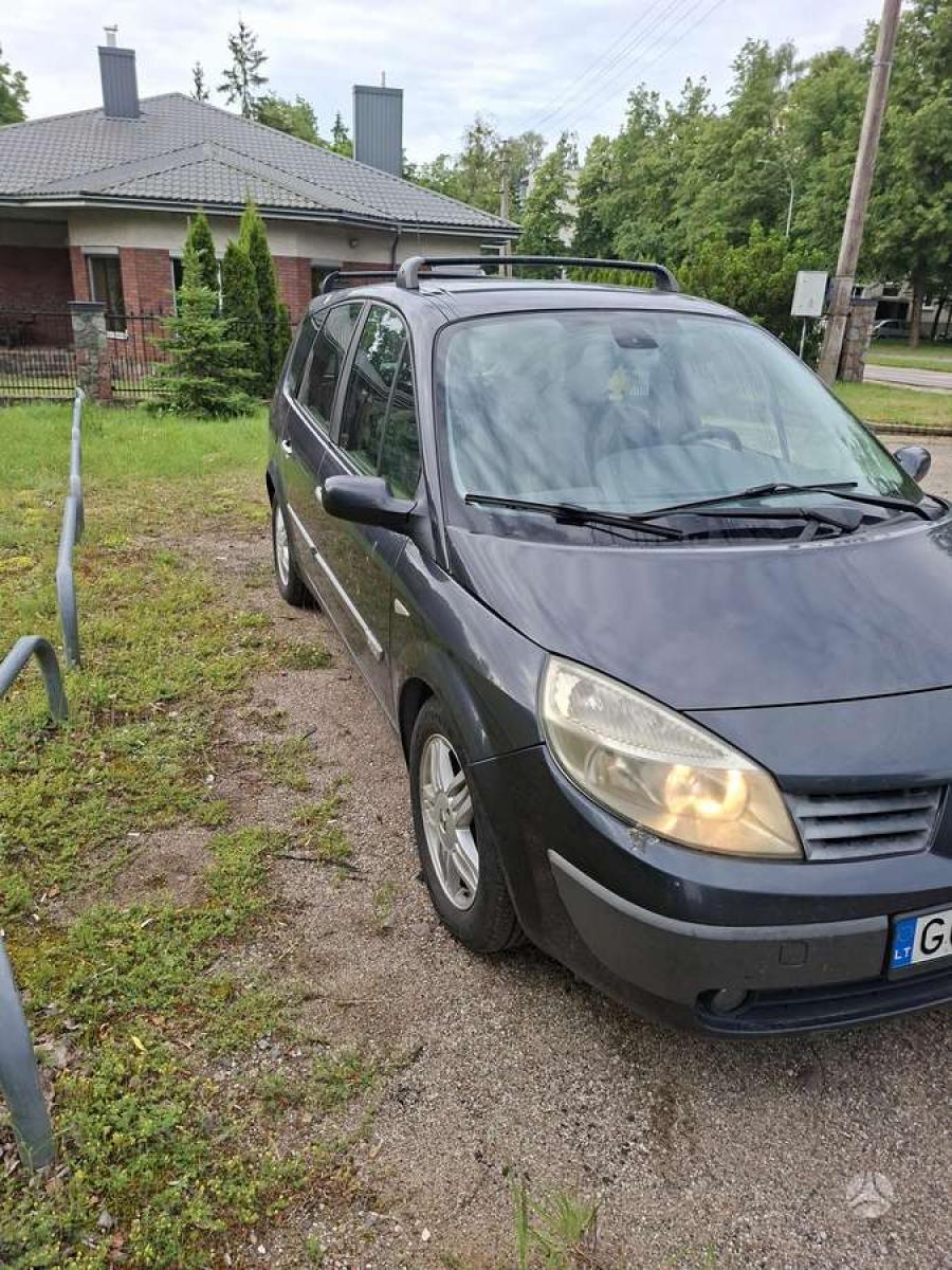 Pelēks Renault Grand Scenic 2005 Alīta, ar dzinēja tilpumu 1.87 L un nobraukumu 220 tūkst. km par 850 €, foto 1 vietnē AUTOMOTO.COM.LV