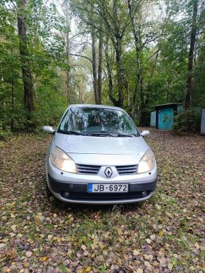 Pelēks Renault Grand Scenic 2005 Rīga, ar dzinēja tilpumu 2.00 L un nobraukumu 353 tūkst. km par 1200 €, foto  vietnē AUTOMOTO.COM.LV