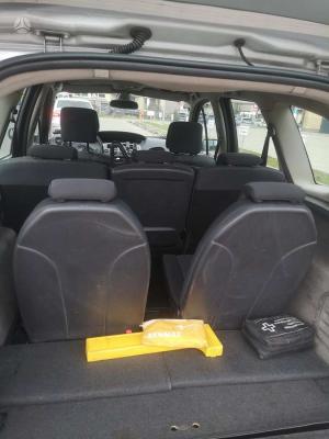 Grey Renault Grand Scenic 2006 in Kaunas, with an engine capacity of 1.46 L and mileage of 360 thousand km for 1450 €, photo 11 on AUTOMOTO.COM.LV