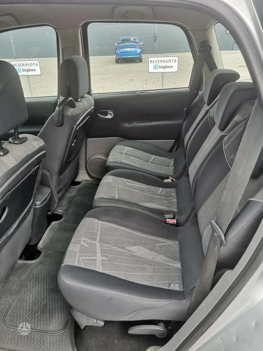 Grey Renault Grand Scenic 2006 in Kaunas, with an engine capacity of 1.46 L and mileage of 360 thousand km for 1450 €, photo 12 on AUTOMOTO.COM.LV