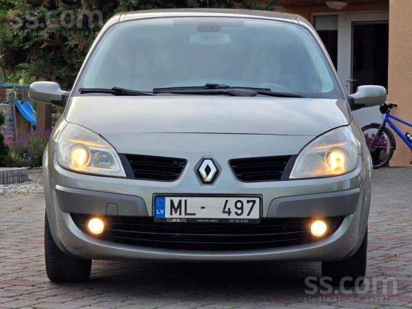 Grey Renault Grand Scenic 2007 in Riga, with an engine capacity of 1.90 L and mileage of 277 thousand km for 1450 €, photo 8 on AUTOMOTO.COM.LV