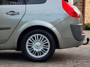 Grey Renault Grand Scenic 2007 in Riga, with an engine capacity of 1.90 L and mileage of 277 thousand km for 1450 €, photo 11 on AUTOMOTO.COM.LV