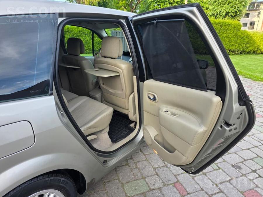 Grey Renault Grand Scenic 2007 in Riga, with an engine capacity of 1.90 L and mileage of 277 thousand km for 1450 €, photo 17 on AUTOMOTO.COM.LV