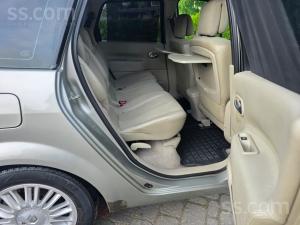 Grey Renault Grand Scenic 2007 in Riga, with an engine capacity of 1.90 L and mileage of 277 thousand km for 1450 €, photo 18 on AUTOMOTO.COM.LV