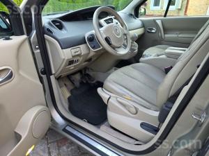 Grey Renault Grand Scenic 2007 in Riga, with an engine capacity of 1.90 L and mileage of 277 thousand km for 1450 €, photo 30 on AUTOMOTO.COM.LV