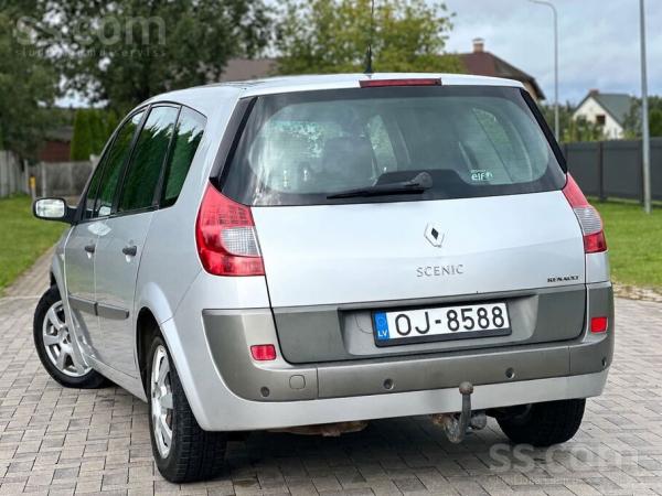 Grey Renault Grand Scenic 2007 in Jelgava, with an engine capacity of 1.90 L and mileage of 290 thousand km for 1650 €, photo 4 on AUTOMOTO.COM.LV