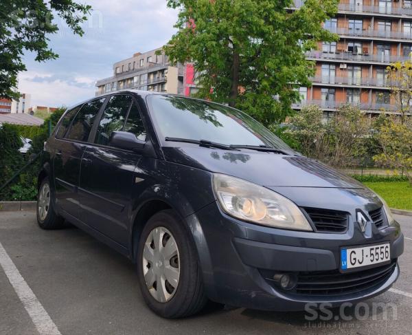 Pelēks Renault Grand Scenic 2008 Rīga, ar dzinēja tilpumu 1.90 L un nobraukumu 287 tūkst. km par 2100 €, foto 2 vietnē AUTOMOTO.COM.LV