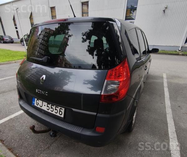 Pelēks Renault Grand Scenic 2008 Rīga, ar dzinēja tilpumu 1.90 L un nobraukumu 287 tūkst. km par 2100 €, foto 6 vietnē AUTOMOTO.COM.LV