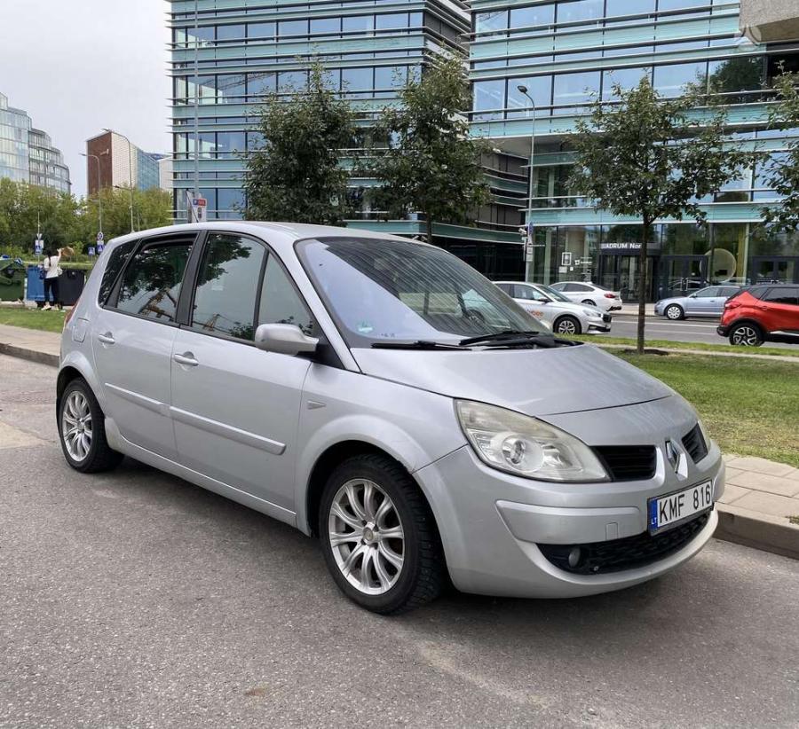 Grey Renault Grand Scenic 2008 in Vilnius, with an engine capacity of 1.60 L and mileage of 206 thousand km for 1450 €, photo 1 on AUTOMOTO.COM.LV