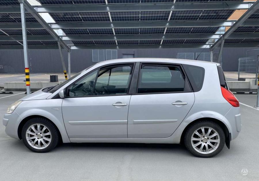 Grey Renault Grand Scenic 2008 in Vilnius, with an engine capacity of 1.60 L and mileage of 206 thousand km for 1450 €, photo 5 on AUTOMOTO.COM.LV