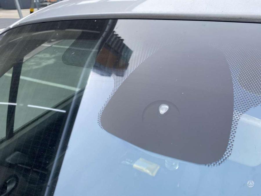Grey Renault Grand Scenic 2008 in Vilnius, with an engine capacity of 1.60 L and mileage of 206 thousand km for 1450 €, photo 7 on AUTOMOTO.COM.LV