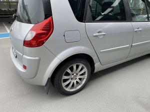 Grey Renault Grand Scenic 2008 in Vilnius, with an engine capacity of 1.60 L and mileage of 206 thousand km for 1450 €, photo 8 on AUTOMOTO.COM.LV