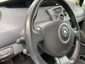 Grey Renault Grand Scenic 2008 in Vilnius, with an engine capacity of 1.60 L and mileage of 206 thousand km for 1450 €, photo 13 on AUTOMOTO.COM.LV