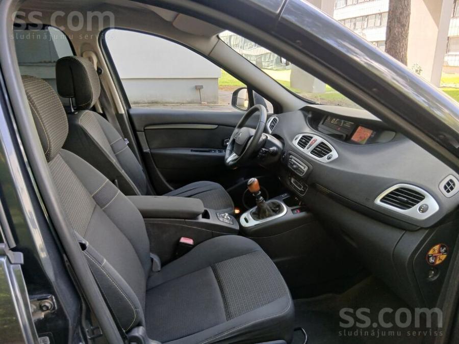 Серый Рено Гранд Сценик 2009 в Рига, объемом двигателя 1.90 л и пробегом 322 тыс. км за 2650 €, фото 7 на AUTOMOTO.COM.LV
