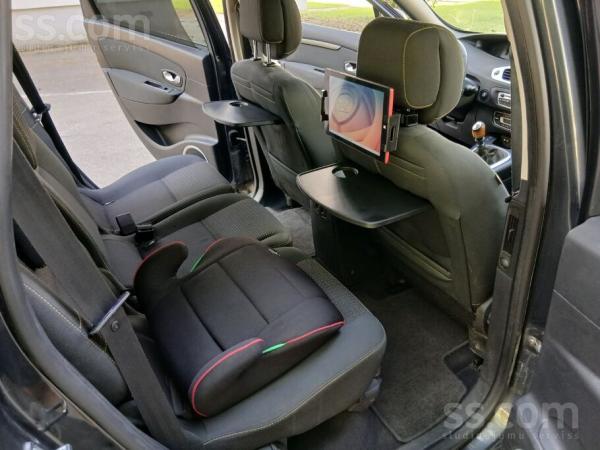 Pelēks Renault Grand Scenic 2009 Rīga, ar dzinēja tilpumu 1.90 L un nobraukumu 322 tūkst. km par 2650 €, foto 8 vietnē AUTOMOTO.COM.LV