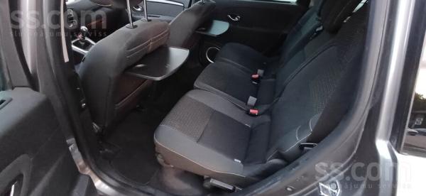 Grey Renault Grand Scenic 2009 in Riga, with an engine capacity of 1.40 L and mileage of 209 thousand km for 3200 €, photo 10 on AUTOMOTO.COM.LV