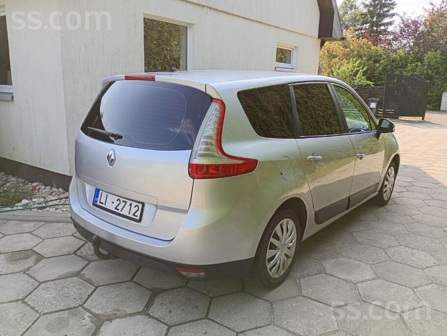 Pelēks Renault Grand Scenic 2009 Ogre, ar dzinēja tilpumu 1.90 L un nobraukumu 268 tūkst. km par 2850 €, foto 6 vietnē AUTOMOTO.COM.LV