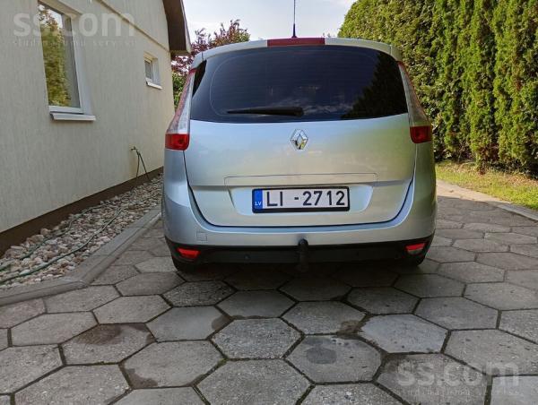 Renault Grand Scenic 2009 Ogre vietnÄ PelÄks Renault Grand Scenic 2009 Ogre, ar dzinÄja tilpumu 1.90 L un nobraukumu 268 tÅ«kst. km par 2850 ā¬, foto 7 vietnÄ AUTOMOTO.COM.LV