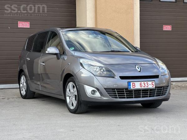Grey Renault Grand Scenic 2010 in Ogre, with an engine capacity of 1.60 L and mileage of 182 thousand km for 4399 €, photo 3 on AUTOMOTO.COM.LV