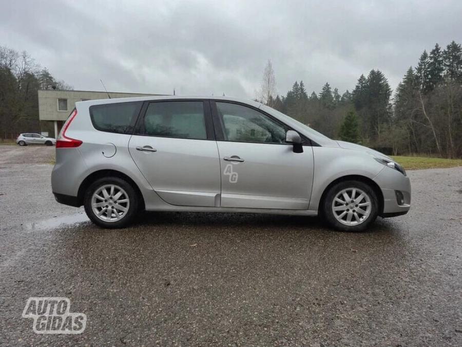 Pelēks Renault Grand Scenic 2010 Viļņa, ar dzinēja tilpumu 1.50 L un nobraukumu 224 tūkst. km par 2580 €, foto 3 vietnē AUTOMOTO.COM.LV