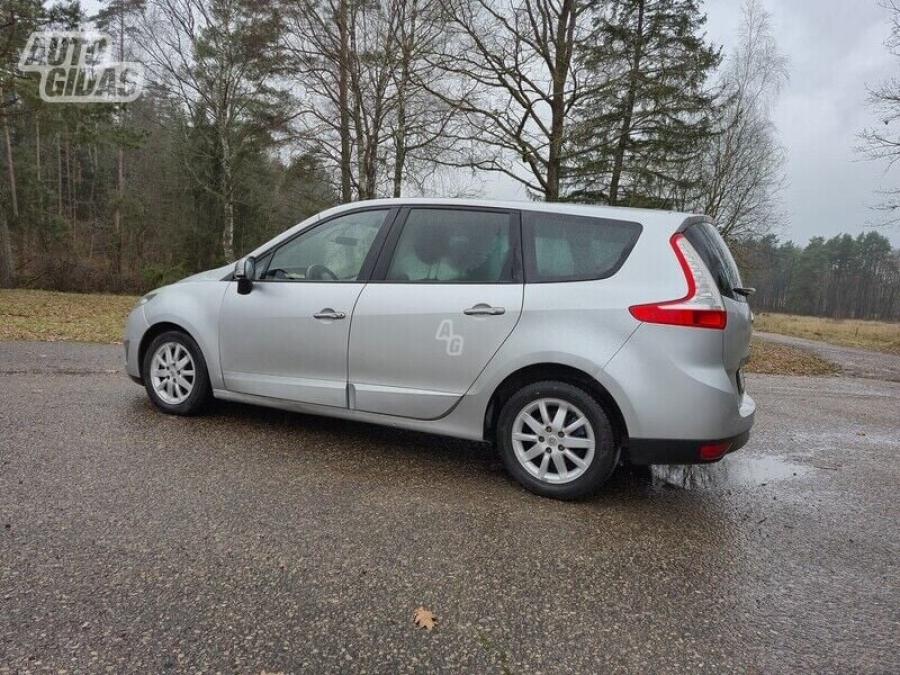 Pelēks Renault Grand Scenic 2010 Viļņa, ar dzinēja tilpumu 1.50 L un nobraukumu 224 tūkst. km par 2580 €, foto 9 vietnē AUTOMOTO.COM.LV