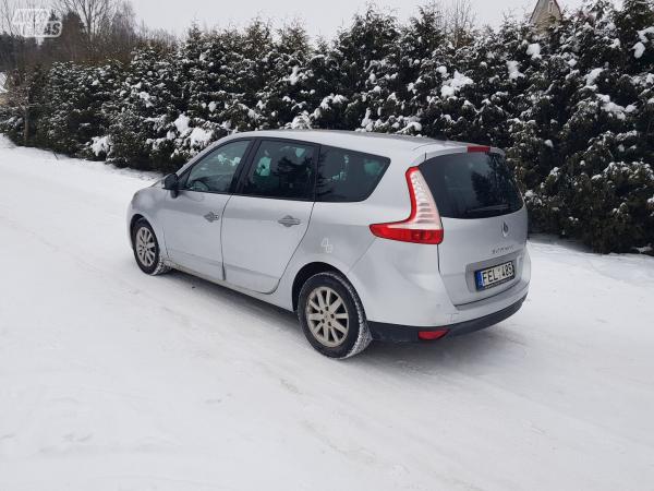 Grey Renault Grand Scenic 2010 in Vilnius, with an engine capacity of 1.50 L and mileage of 224 thousand km for 2480 €, photo 3 on AUTOMOTO.COM.LV
