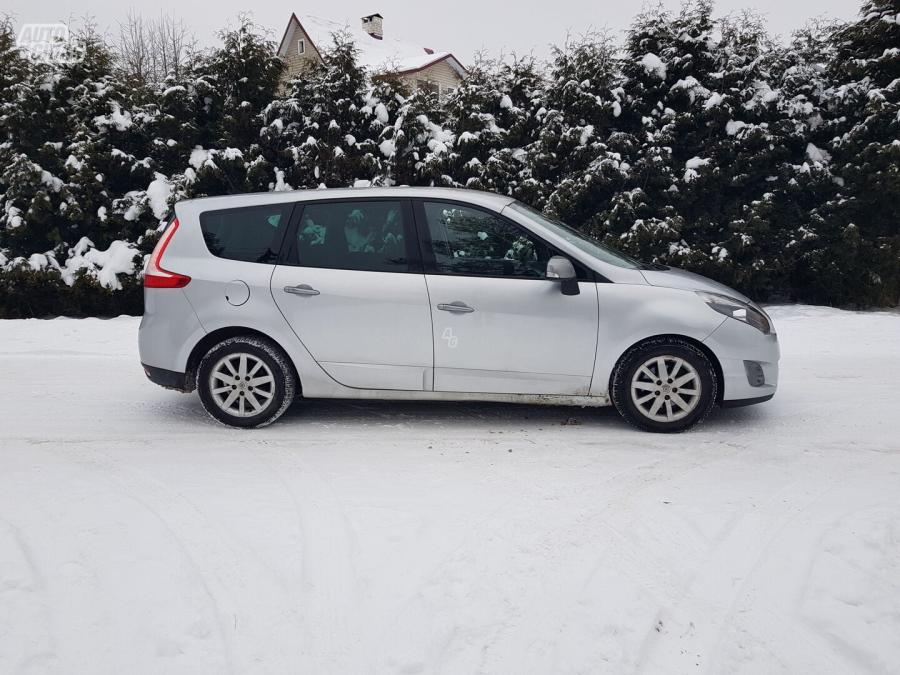 Grey Renault Grand Scenic 2010 in Vilnius, with an engine capacity of 1.50 L and mileage of 224 thousand km for 2480 €, photo 5 on AUTOMOTO.COM.LV