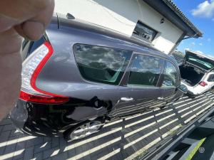 Pelēks Renault Grand Scenic 2010 Klaipėda, ar dzinēja tilpumu 2.00 L un nobraukumu 199 tūkst. km par 1200 €, foto 4 vietnē AUTOMOTO.COM.LV