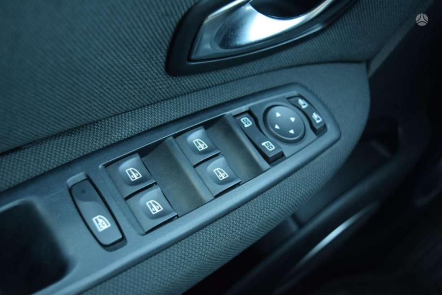Pelēks Renault Grand Scenic 2010 Viļņa, ar dzinēja tilpumu 1.56 L un nobraukumu 309 tūkst. km par 3750 €, foto 22 vietnē AUTOMOTO.COM.LV