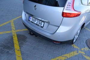 Pelēks Renault Grand Scenic 2010 Viļņa, ar dzinēja tilpumu 1.56 L un nobraukumu 309 tūkst. km par 3750 €, foto 26 vietnē AUTOMOTO.COM.LV