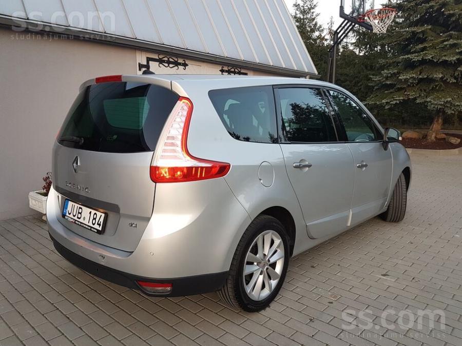 Grey Renault Grand Scenic 2010 in Utena, with an engine capacity of 1.50 L and mileage of 340 thousand km for 2300 €, photo 4 on AUTOMOTO.COM.LV