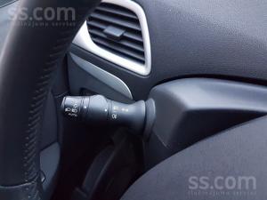 Grey Renault Grand Scenic 2010 in Utena, with an engine capacity of 1.50 L and mileage of 340 thousand km for 2300 €, photo 13 on AUTOMOTO.COM.LV