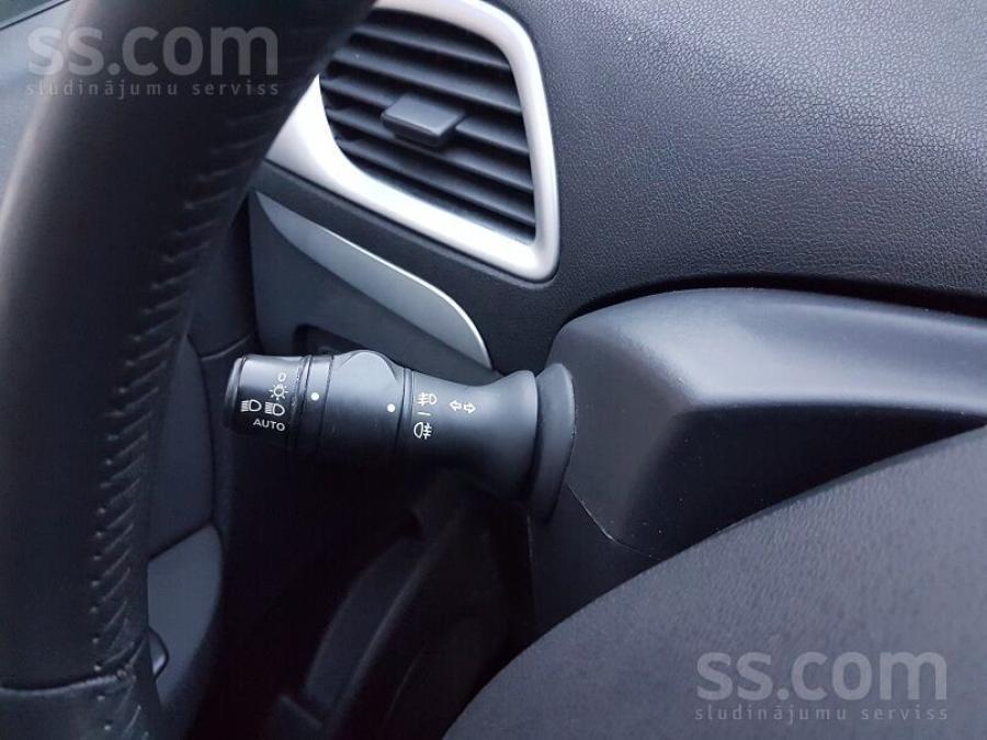 Grey Renault Grand Scenic 2010 in Utena, with an engine capacity of 1.50 L and mileage of 340 thousand km for 2300 €, photo 13 on AUTOMOTO.COM.LV