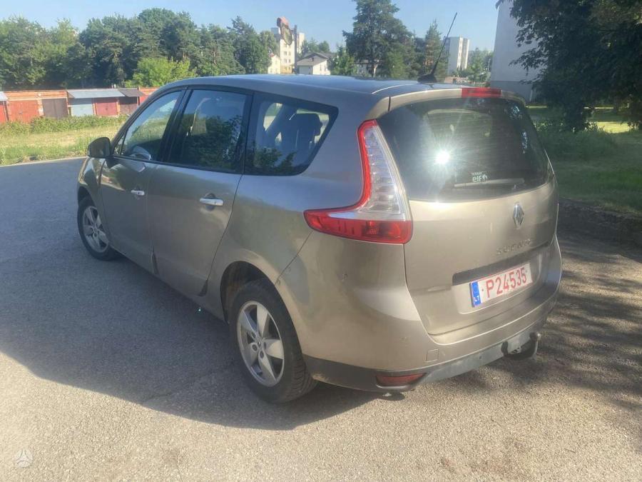 Grey Renault Grand Scenic 2011 in Alytus, with an engine capacity of 1.40 L and mileage of 222 thousand km for 3000 €, photo 5 on AUTOMOTO.COM.LV