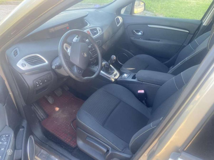 Grey Renault Grand Scenic 2011 in Alytus, with an engine capacity of 1.40 L and mileage of 222 thousand km for 3000 €, photo 8 on AUTOMOTO.COM.LV