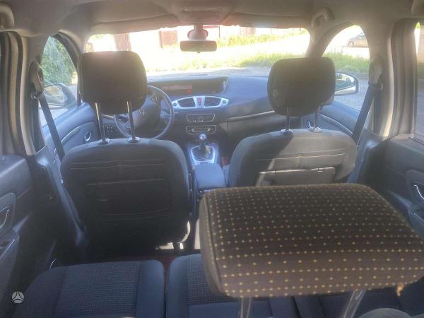 Grey Renault Grand Scenic 2011 in Alytus, with an engine capacity of 1.40 L and mileage of 222 thousand km for 3000 €, photo 10 on AUTOMOTO.COM.LV