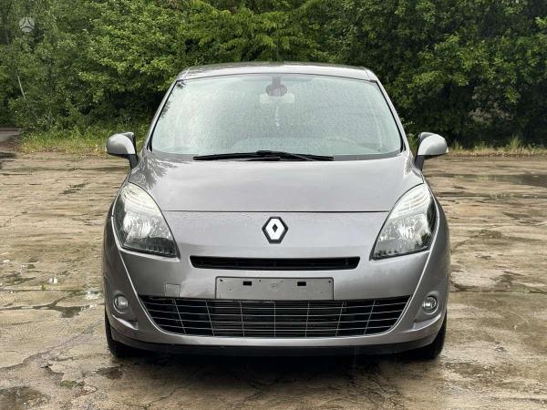 Grey Renault Grand Scenic 2011 in Siauliai, with an engine capacity of 1.46 L and mileage of 192 thousand km for 2750 €, photo 5 on AUTOMOTO.COM.LV