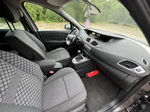 Grey Renault Grand Scenic 2011 in Siauliai, with an engine capacity of 1.46 L and mileage of 192 thousand km for 2750 €, photo 10 on AUTOMOTO.COM.LV