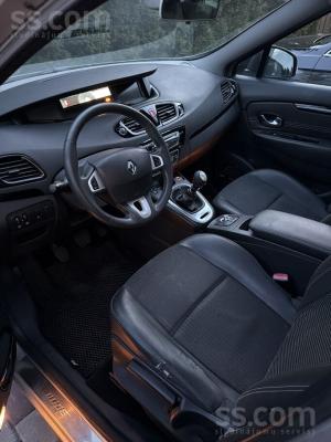 Grey Renault Grand Scenic 2011 in Riga, with an engine capacity of 1.90 L and mileage of 268 thousand km for 3600 €, photo 6 on AUTOMOTO.COM.LV