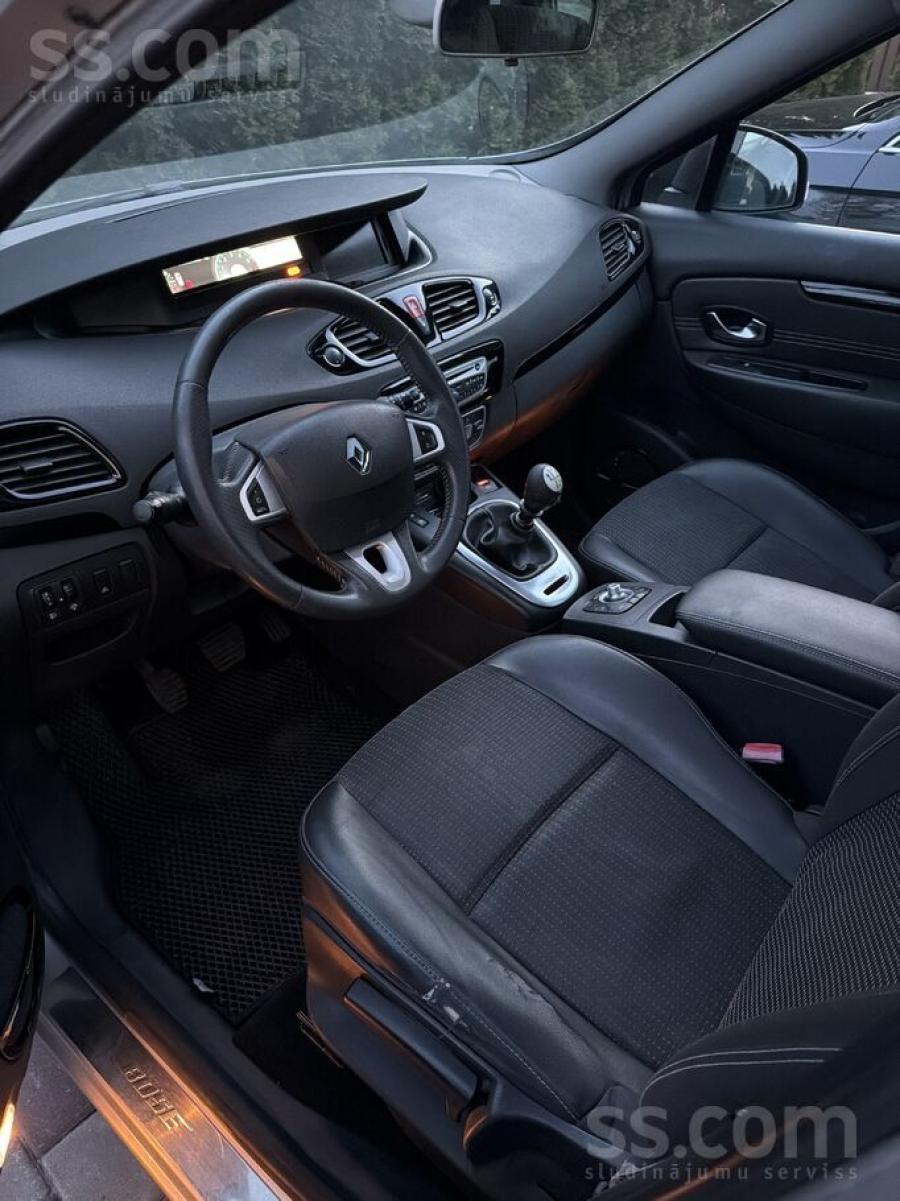 Grey Renault Grand Scenic 2011 in Riga, with an engine capacity of 1.90 L and mileage of 268 thousand km for 3600 €, photo 6 on AUTOMOTO.COM.LV