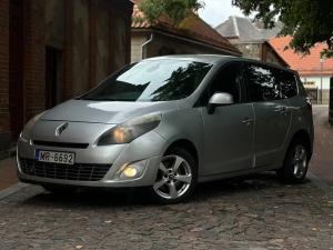 Grey Renault Grand Scenic 2011 in Cesis, with an engine capacity of 1.50 L and mileage of 355 thousand km for 2990 €, photo 6 on AUTOMOTO.COM.LV
