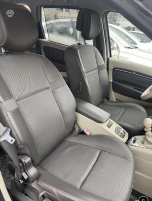 Pelēks Renault Grand Scenic 2011 Viļņa, ar dzinēja tilpumu 1.87 L un nobraukumu 320 tūkst. km par 2400 €, foto 8 vietnē AUTOMOTO.COM.LV