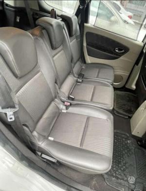 Pelēks Renault Grand Scenic 2011 Viļņa, ar dzinēja tilpumu 1.87 L un nobraukumu 320 tūkst. km par 2400 €, foto 9 vietnē AUTOMOTO.COM.LV