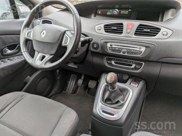 Grey Renault Grand Scenic 2011 in Riga, with an engine capacity of 1.50 L and mileage of 192 thousand km for 2650 €, photo 8 on AUTOMOTO.COM.LV